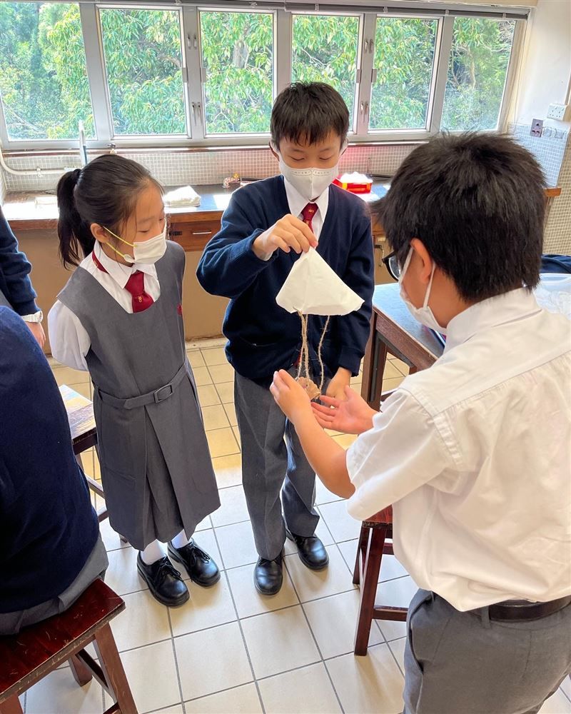 Science Activity - S1 STEM Project - Parachute Design Competition